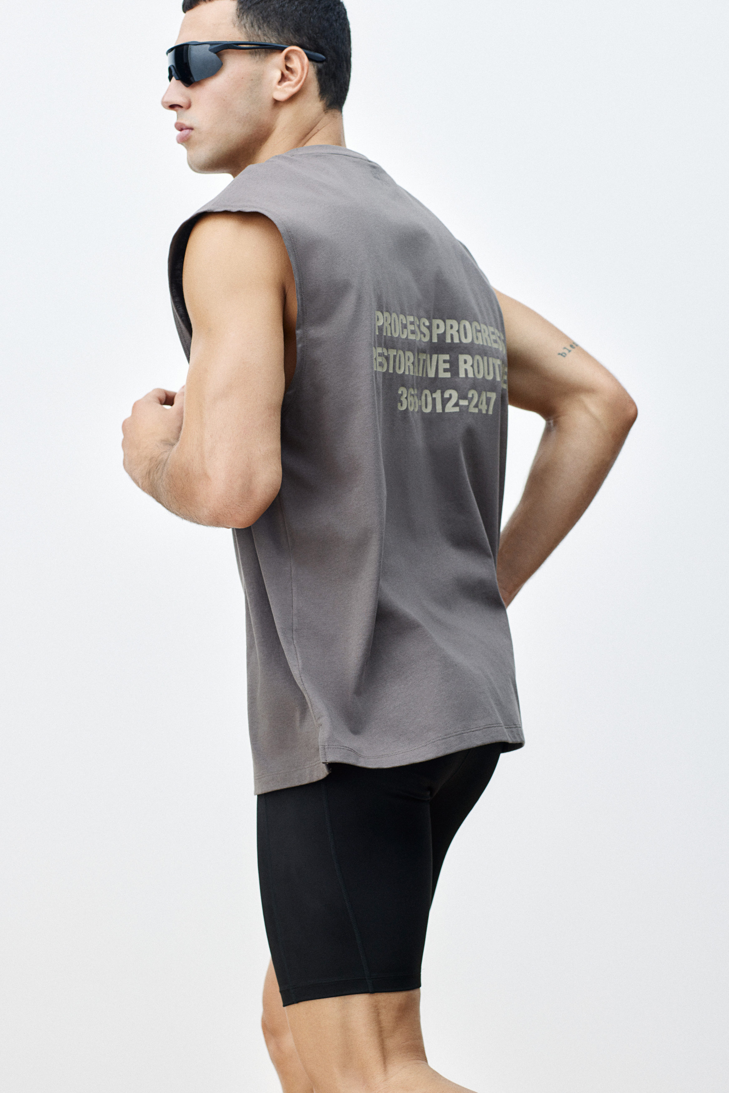 Shop Men's Trousers | H&M TH